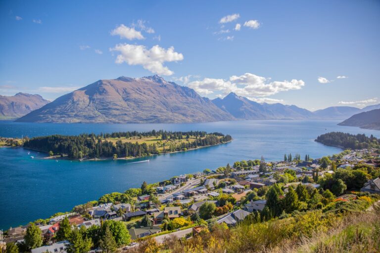 The Perfect 5 Day Queenstown Itinerary – Finding Alexx travel blog