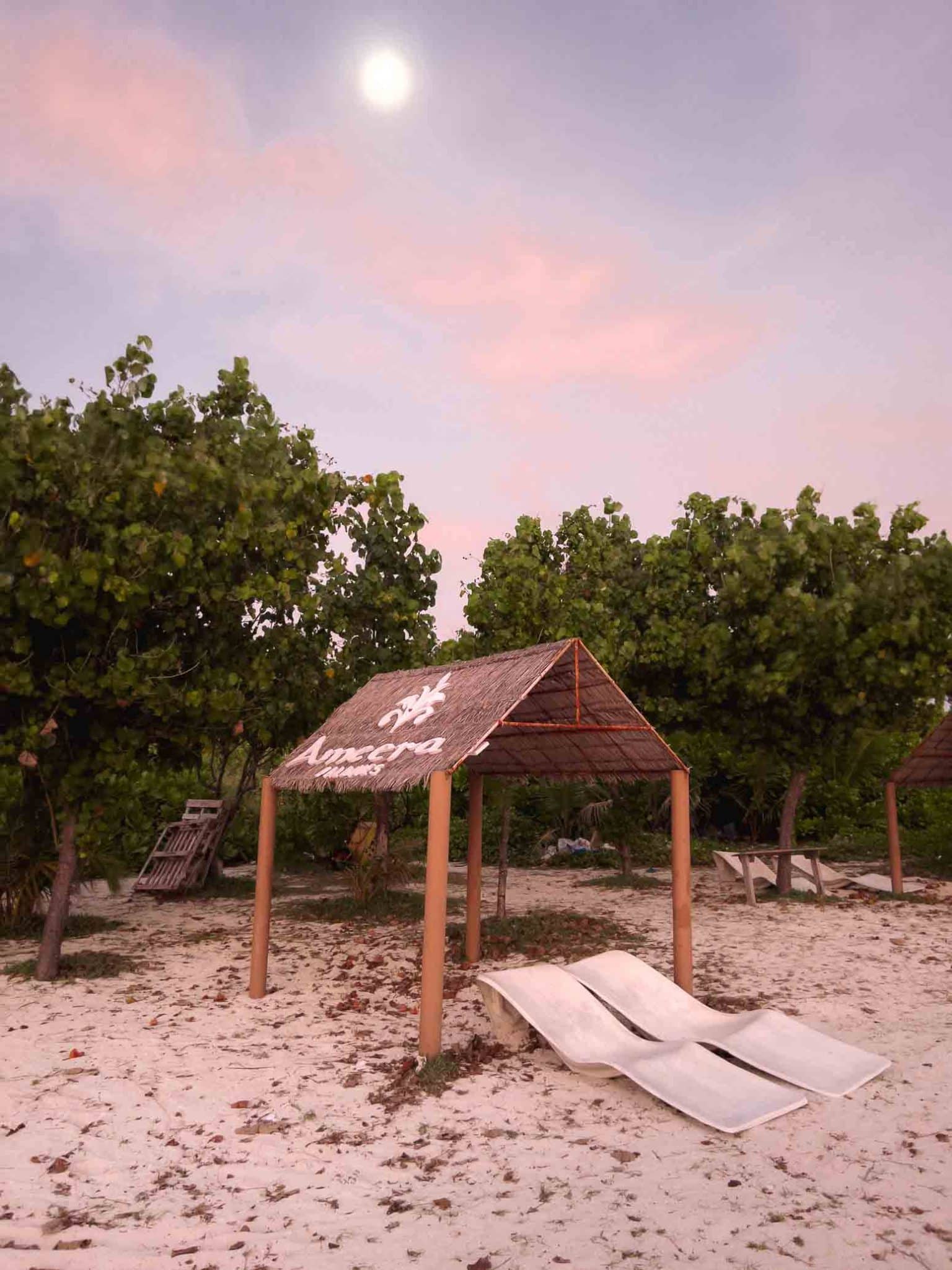 A guide to Dhiffushi local island in the Maldives | Finding Alexx blog