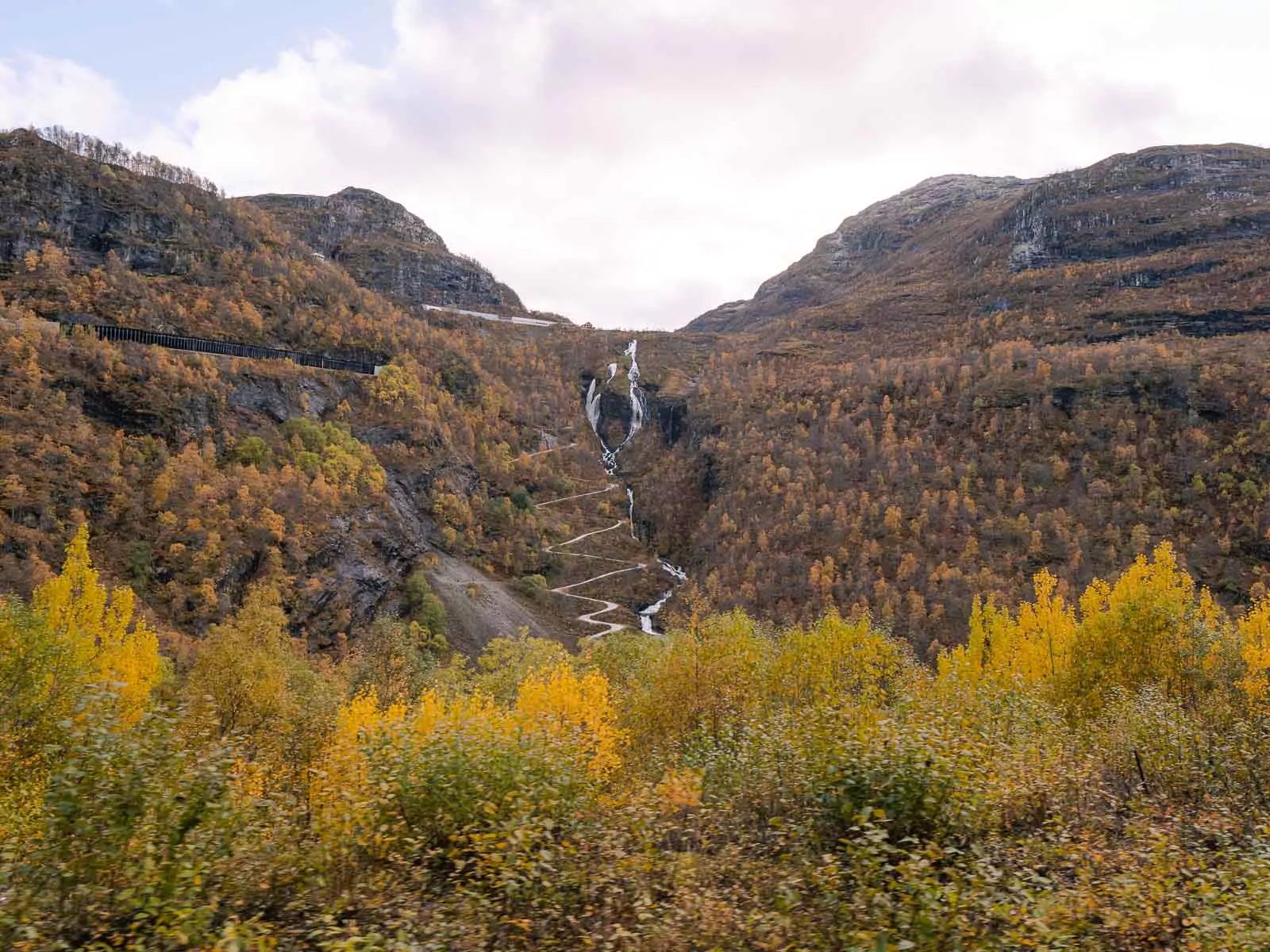 Is The Flåm Railway Worth It? Flåmsbana Train Guide – Netzdot