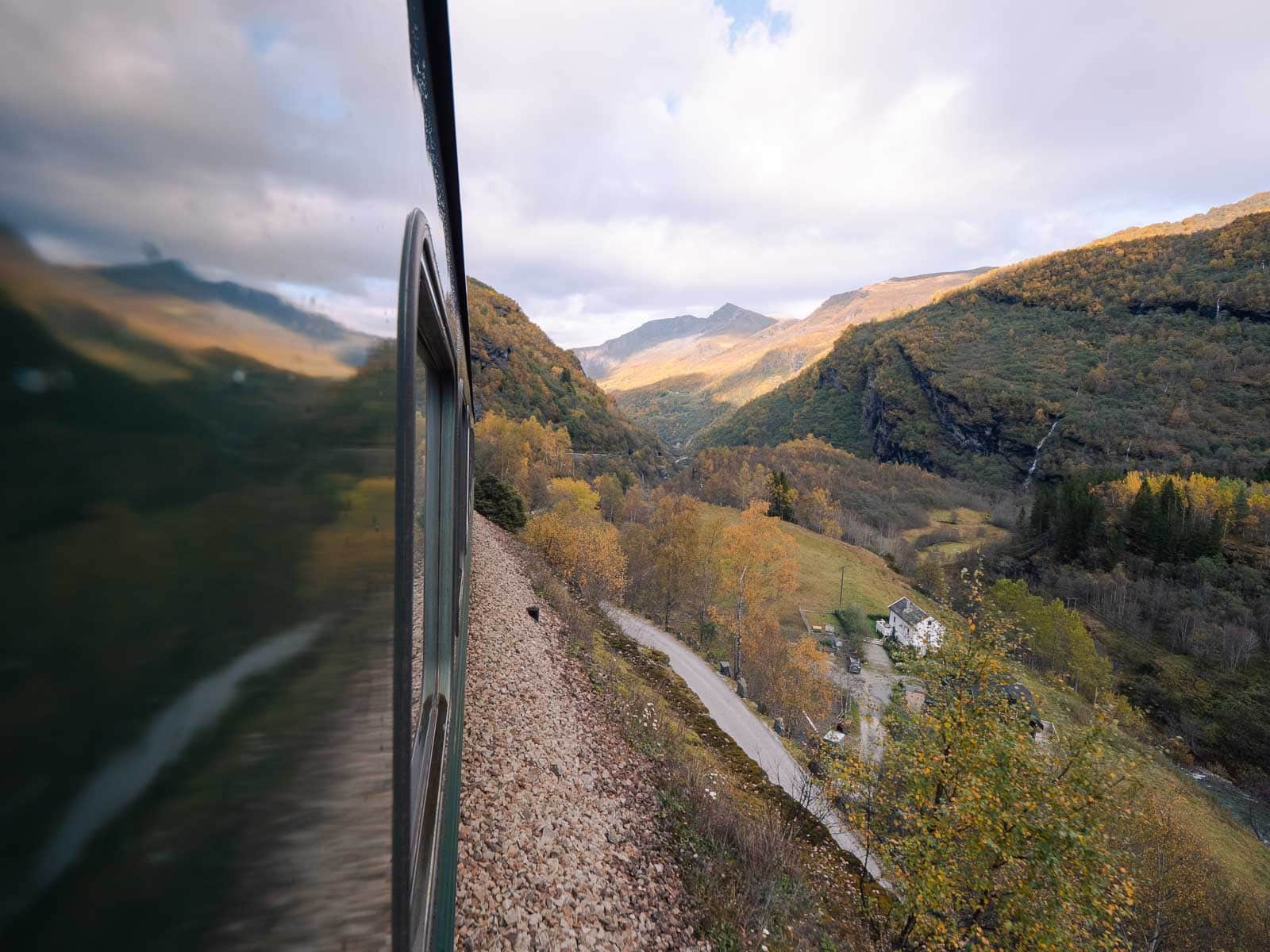 Is the Flåm Railway worth it? Flåmsbana train guide – Finding Alexx