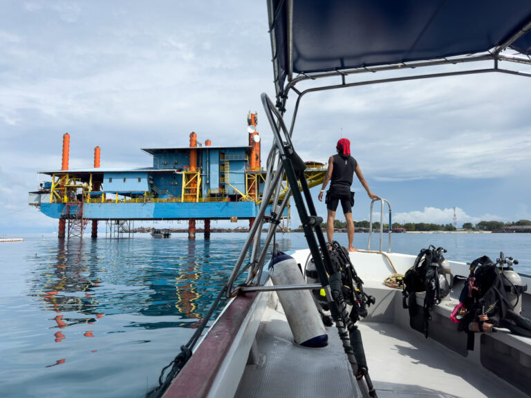 Seaventures Dive Rig in Borneo: Honest review (2024)