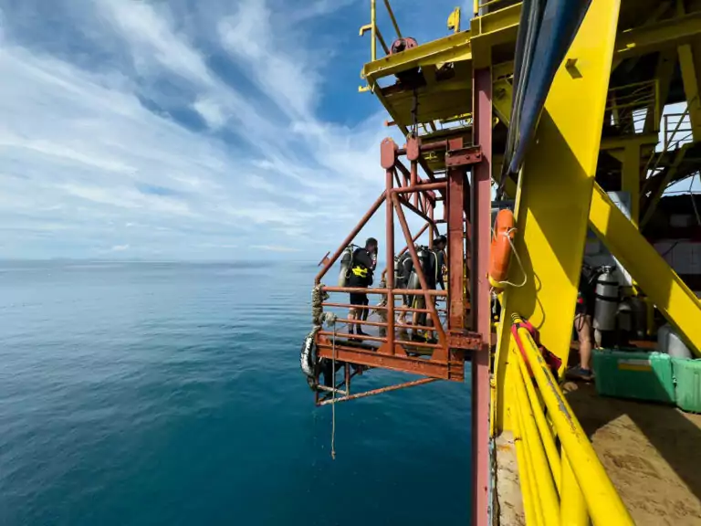 Seaventures Dive Rig in Borneo: Honest review (2024)